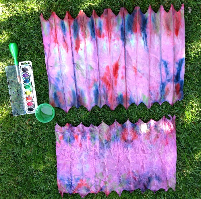 Tie Dye Tissue Paper Flowers – fumbleweeds